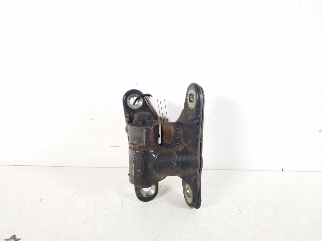 Used Mercedes Benz ML-Class Front door lower hinge A2517201637