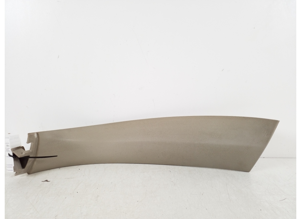 Used Mercedes Benz ML-Class Other detail of the boot lid punch A1647402470