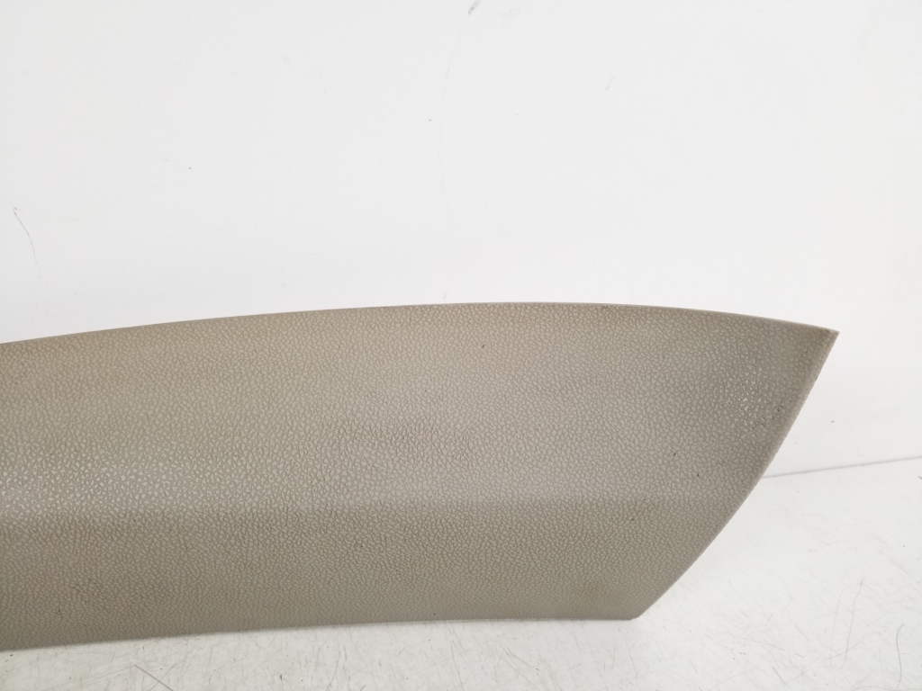 Used Mercedes Benz ML-Class Other detail of the boot lid punch A1647402470