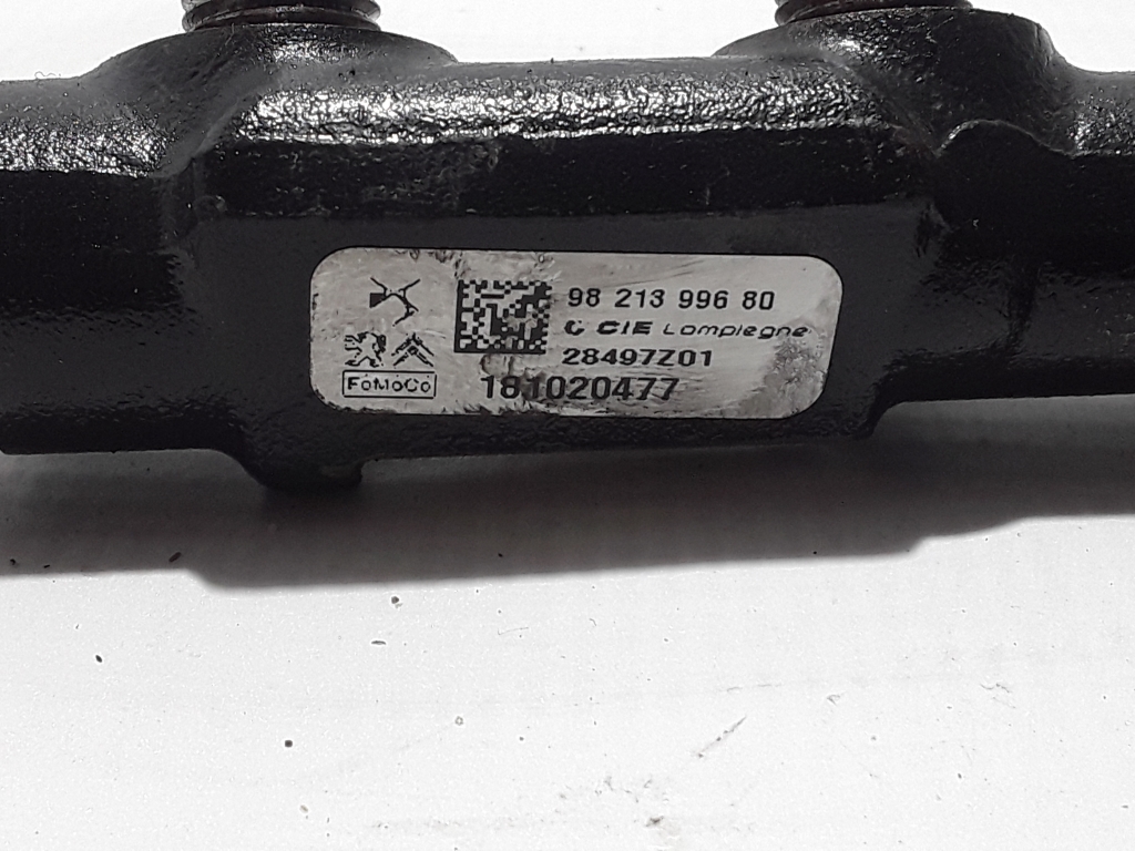 Used Peugeot 2008 High pressure fuel route 9821399680