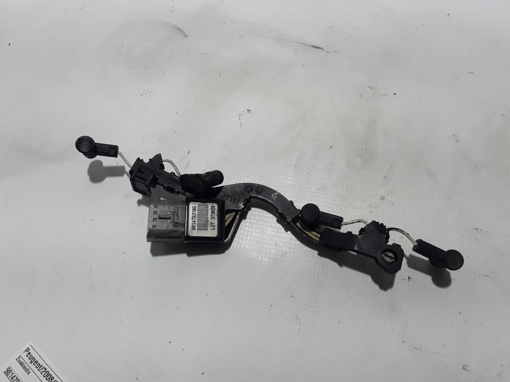 Used Peugeot 2008 Candlestick 9814793180