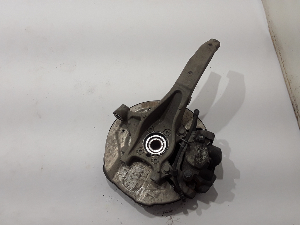 Used VOLVO XC90 Hub front 32298139