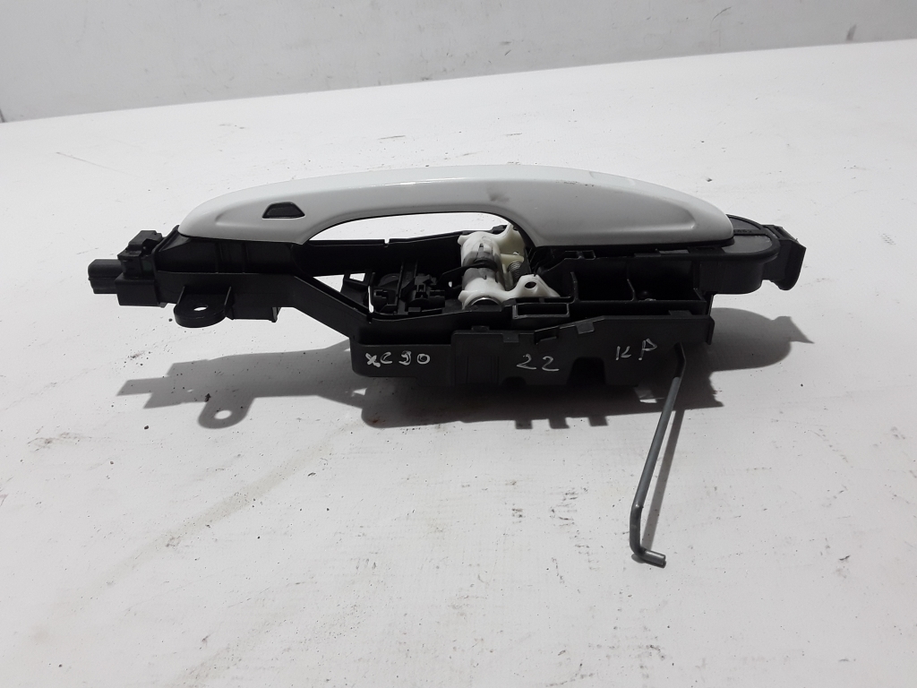 Used VOLVO XC90 Front door external opening handle and its details