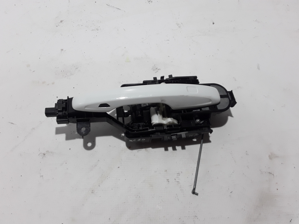 Used VOLVO XC90 Front door external opening handle and its details