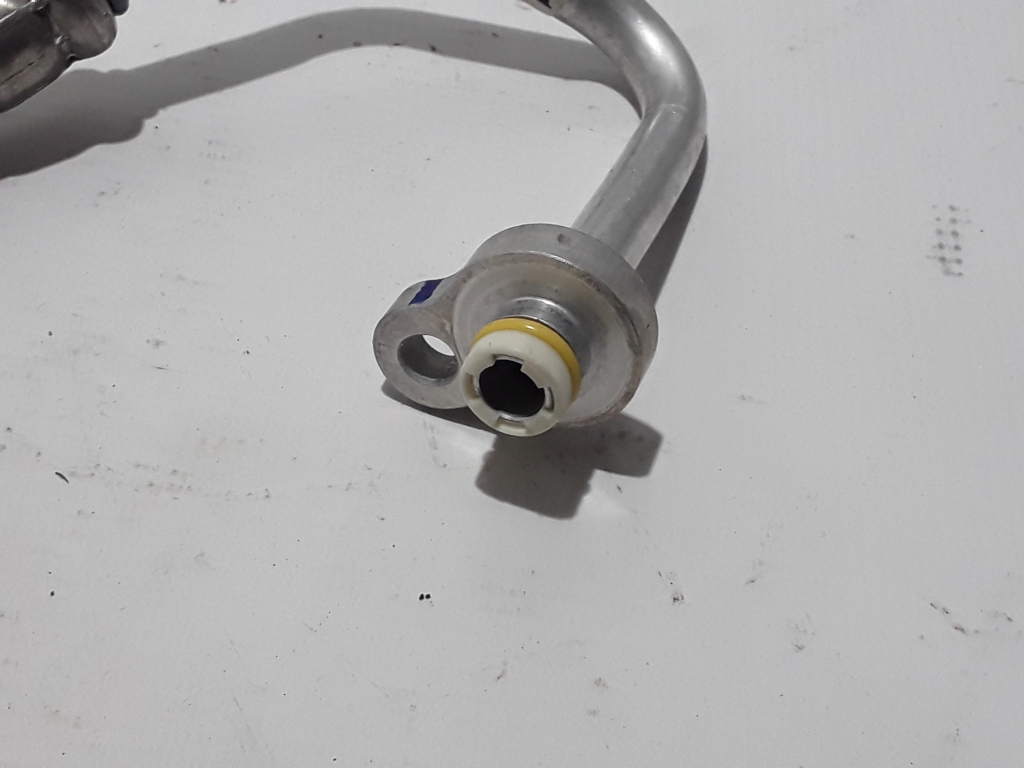 Used VOLVO XC90 Hose for air conditioning 31390896