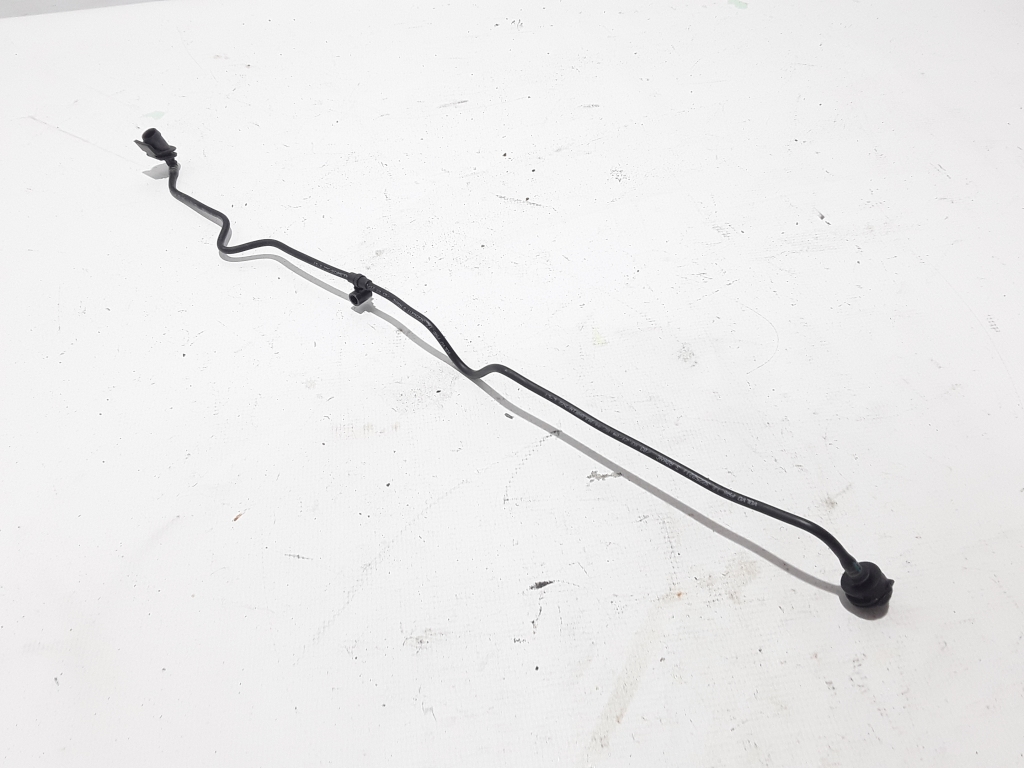 Used VOLVO XC90 Cooling radiator hose 32252211