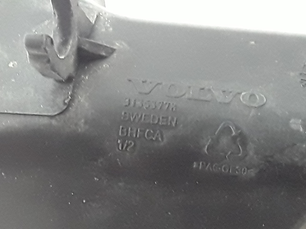 Used VOLVO XC90 Air intake hose 31353778