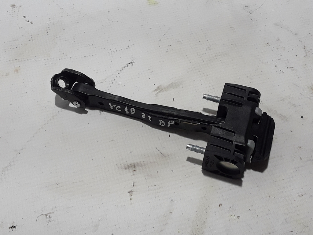 Used VOLVO XC90 Front door opening limiter 31395137