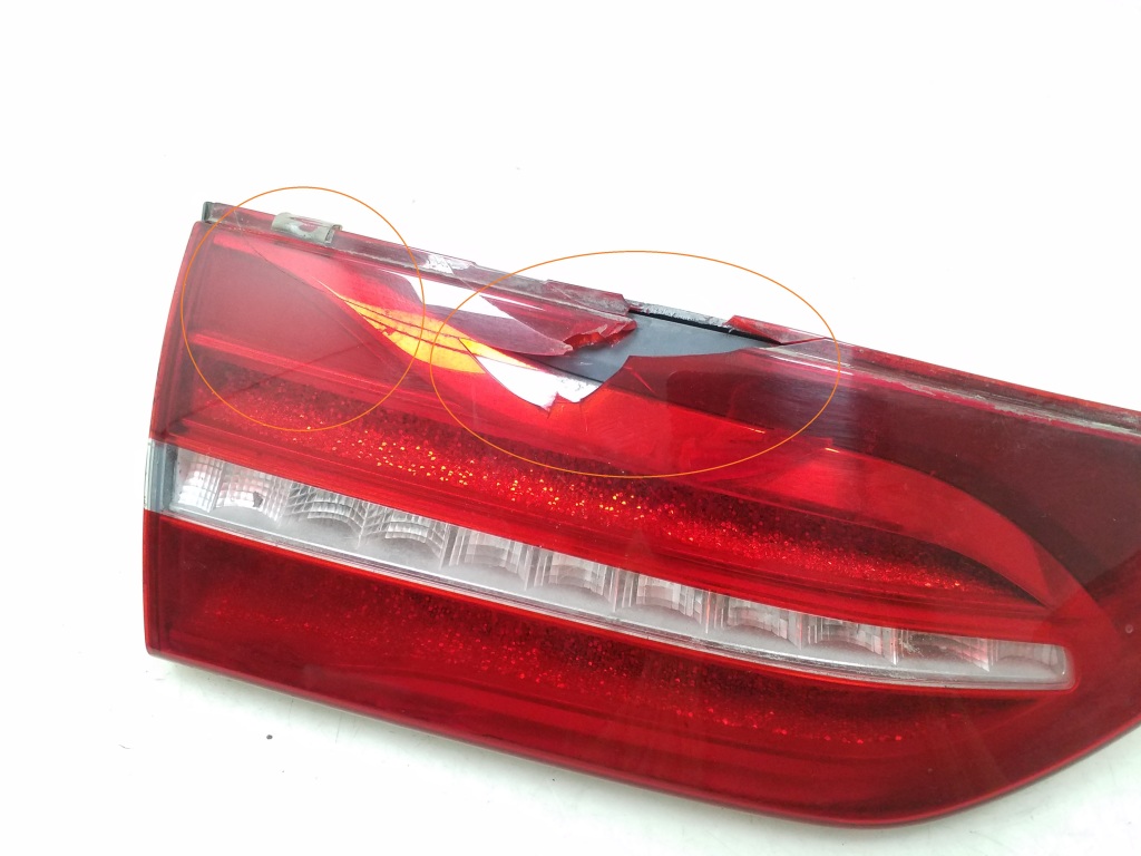 Used Mercedes Benz E-Class Rear light on cover