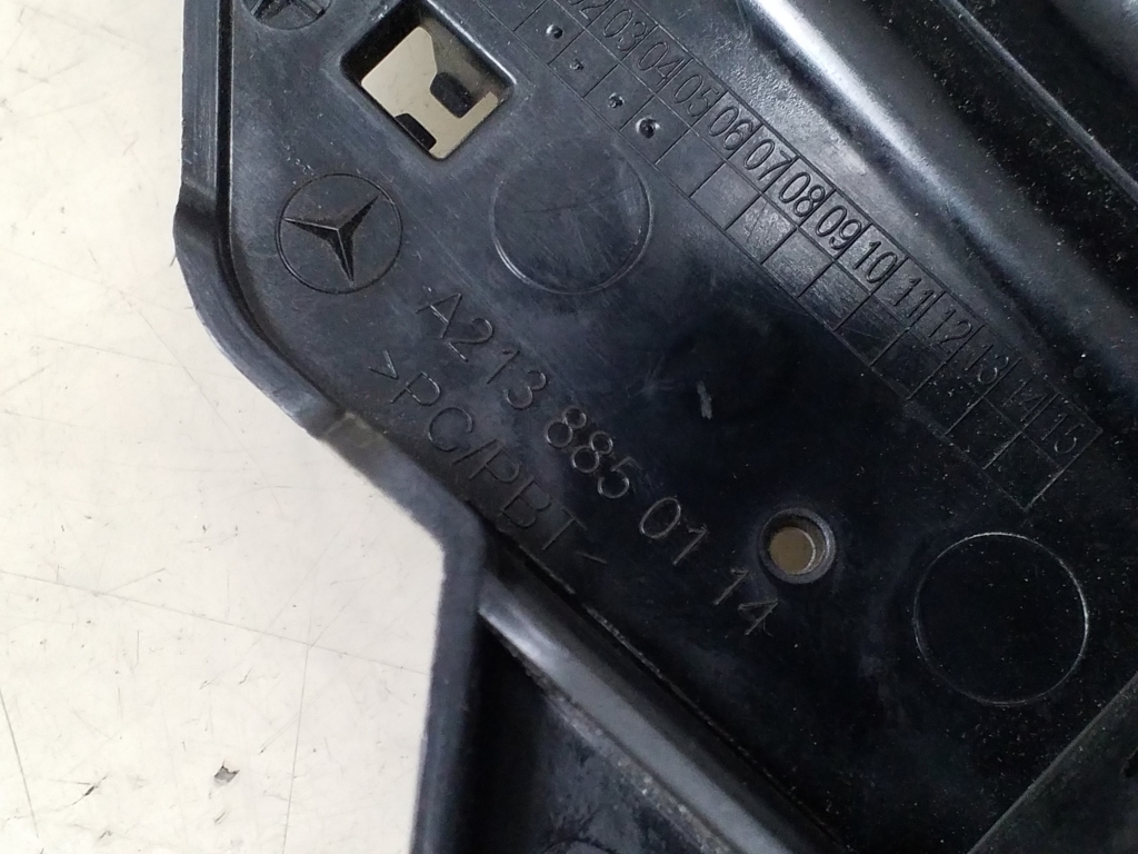 Naudotas Mercedes Benz E-Class Galinio bamperio laikiklis A2138850114