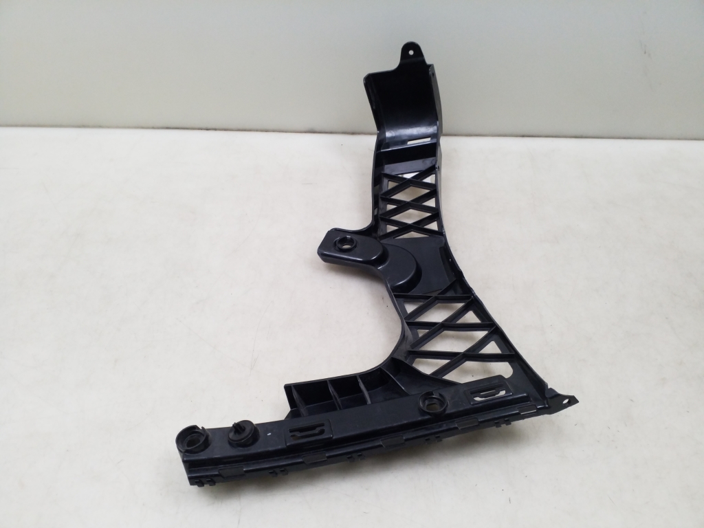 Used Mercedes Benz CLA-Class Rear bumper bracket A1188850200