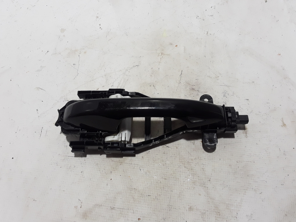Used VOLVO XC40 Front door external opening handle and its details