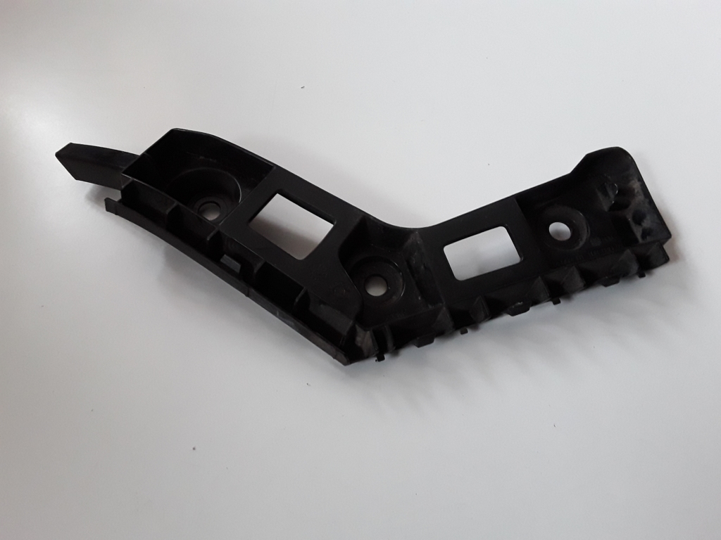 Used Volkswagen Golf Rear bumper bracket 5G6807393