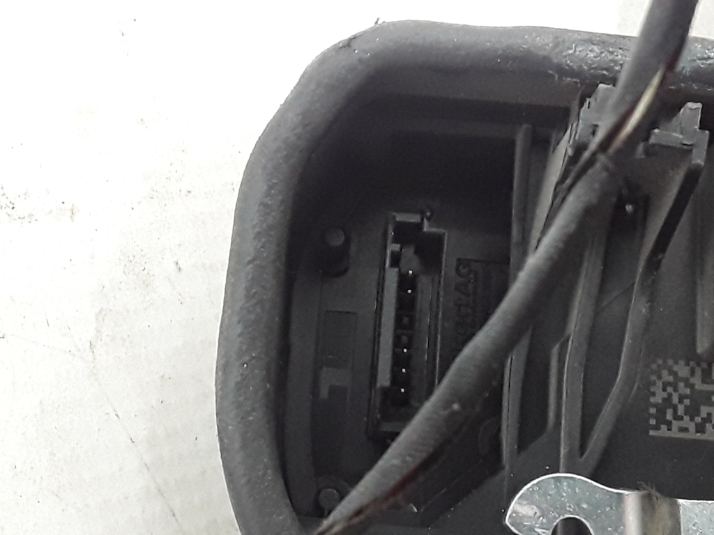 Used BMW 5 SERIES Rear side door lock 7149447