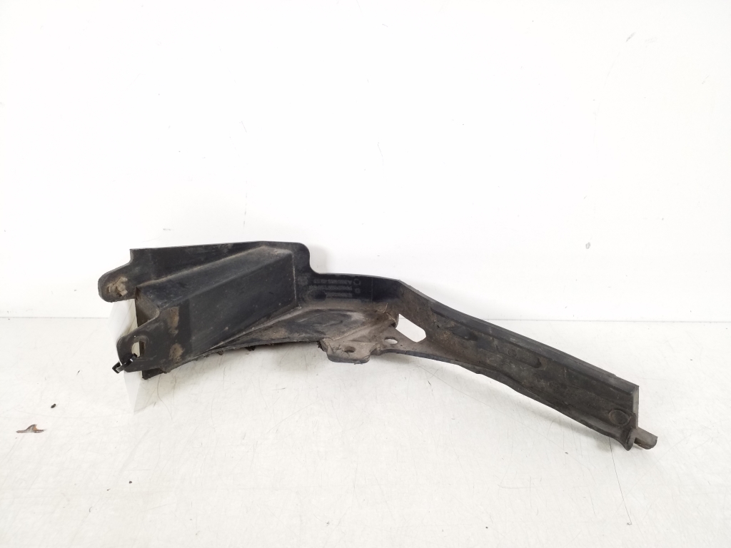 Used Mercedes Benz C-Class Other detail of the rear bumper A2058854223