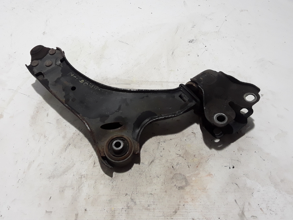 Used VOLVO XC60 Front lever 31277525