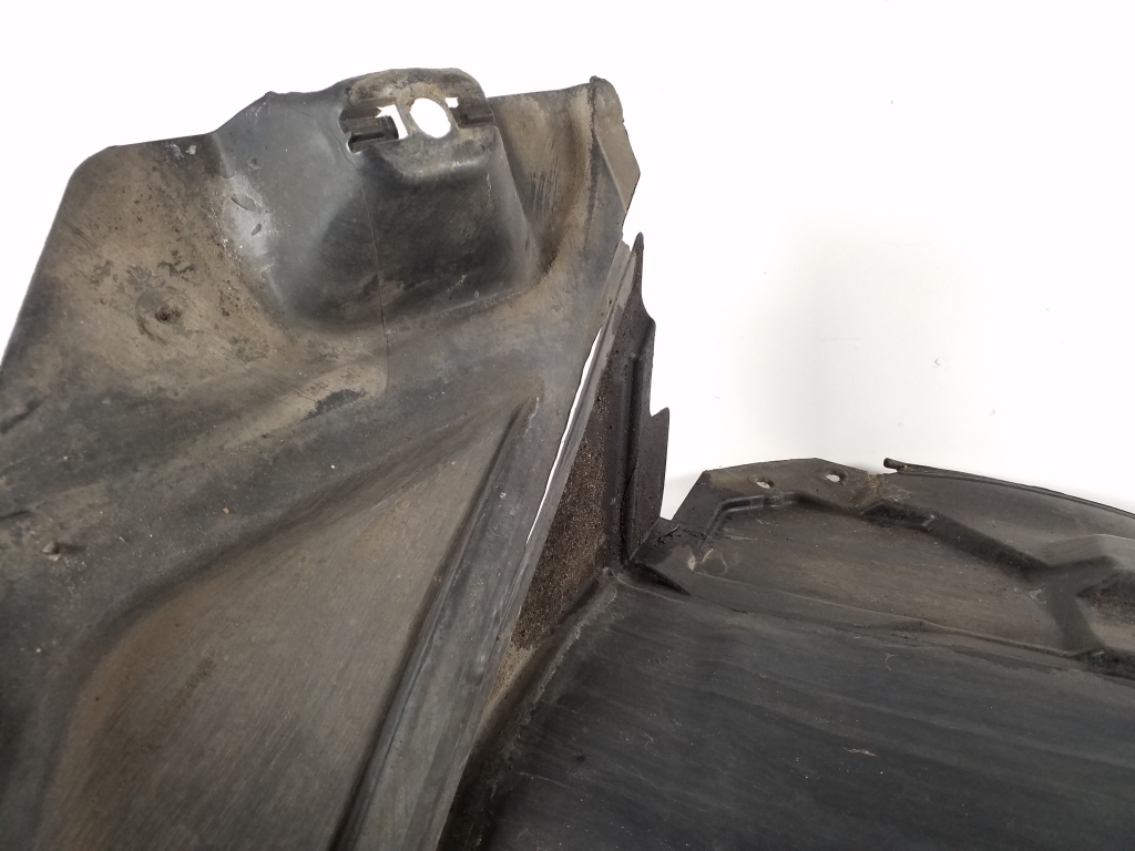 Used Mercedes Benz E-Class Rear part of the front fender A2126903030