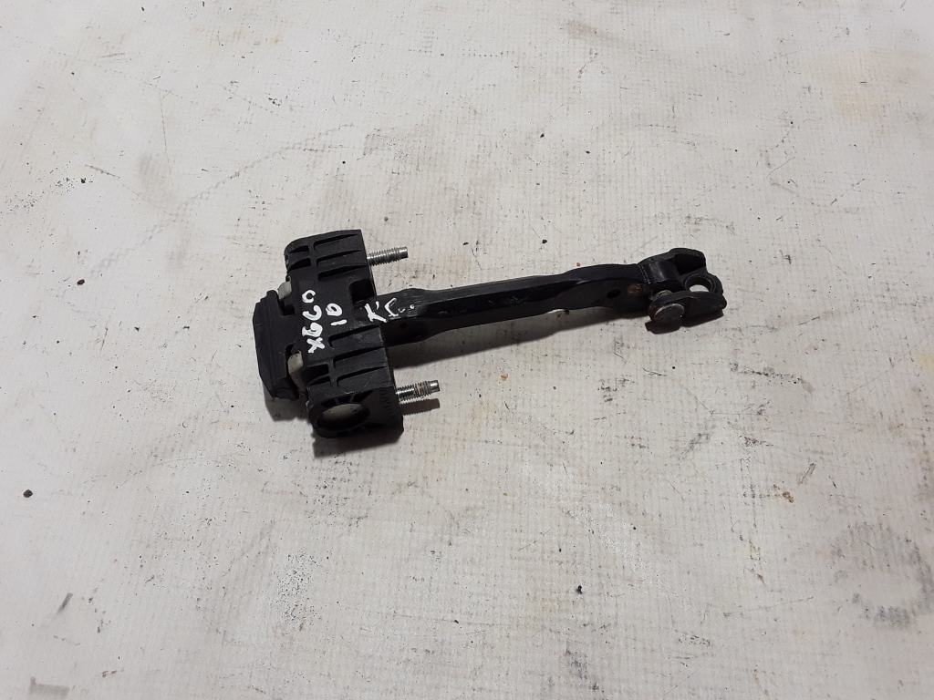 Used VOLVO XC60 Rear side door opening limiter 31298467