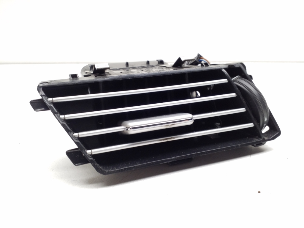 Used Mercedes Benz E-Class Interior panel ventilation grilles A2128302654
