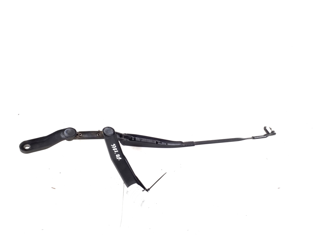 Used Mercedes Benz E-Class Windshield wiper blade A2128200944