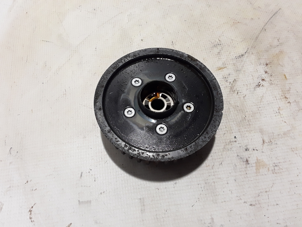 Used VOLVO XC60 Pulley on camshaft 31375876