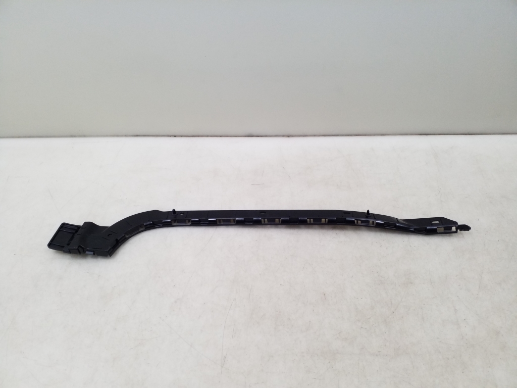 Naudotas Mercedes Benz V-Class Galinio bamperio laikiklis A4478800512