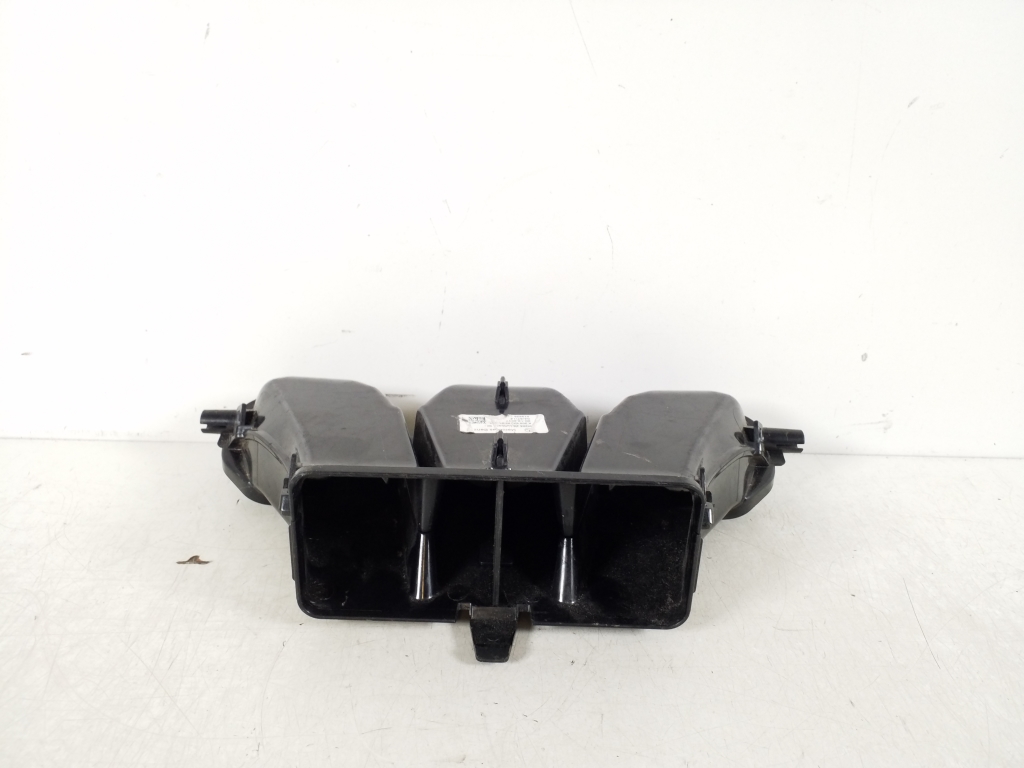 Used Mercedes Benz C-Class Another detail of the cabin shoulder A2058309001