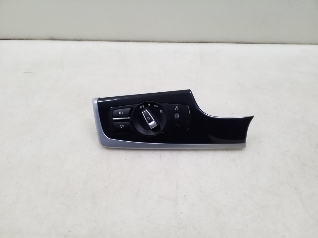 Used BMW 5 SERIES Light on switch 9192744