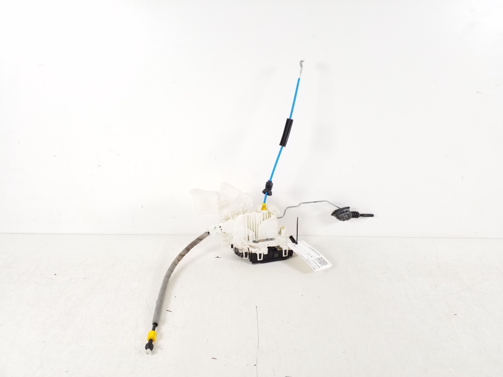 Used Mercedes Benz E-Class Front door lock A0997200135