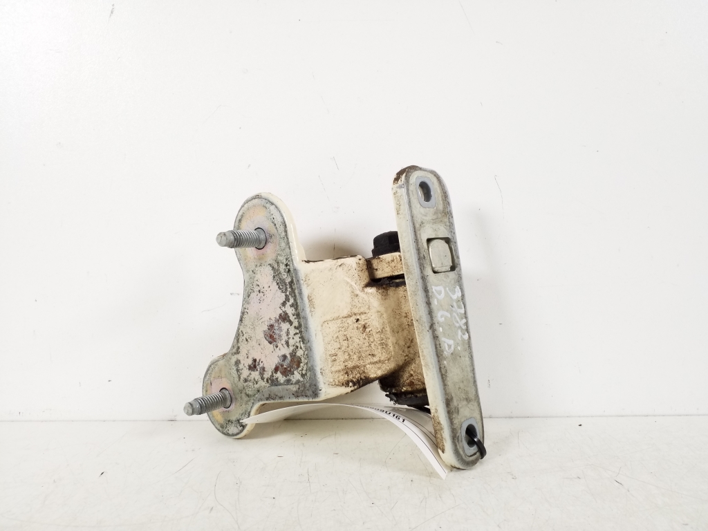 Used Mercedes Benz E-Class Rear side door hinge lower A2047301337