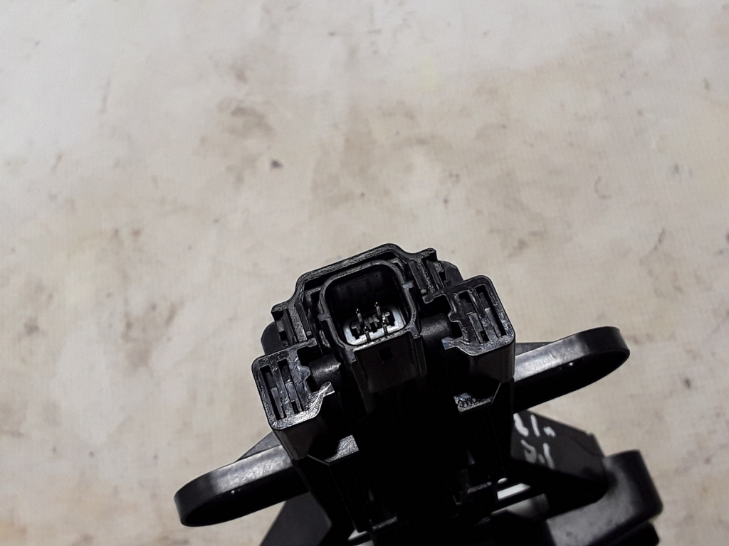 Used VOLVO XC90 Rear side door opening handle outer and its details