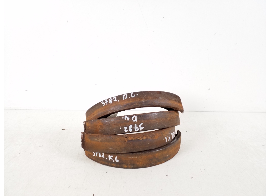 Used Mercedes Benz E-Class Brake pads A0054203620