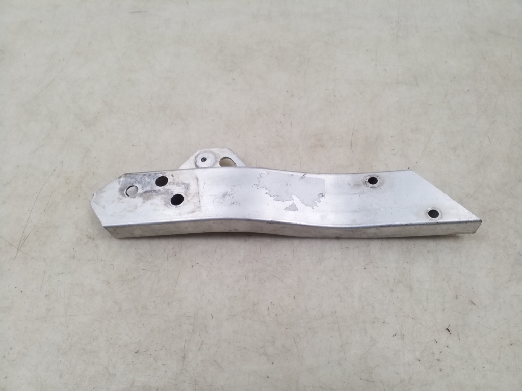 Used Mercedes Benz E-Class Other detail of the front frame A2136206300