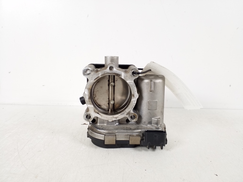 Used Mercedes Benz C-Class Accelerator valve A2701410025