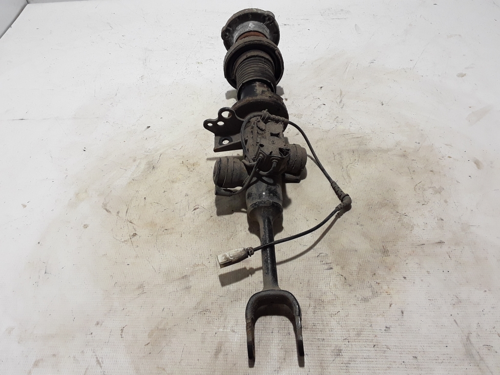 Used BMW 5 SERIES Front shock absorber 6796925