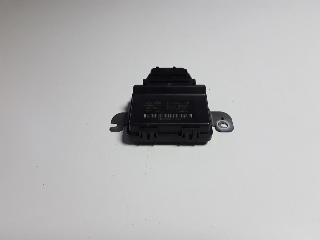 Used Hyundai i40 Electric handbrake control module 597903Z500