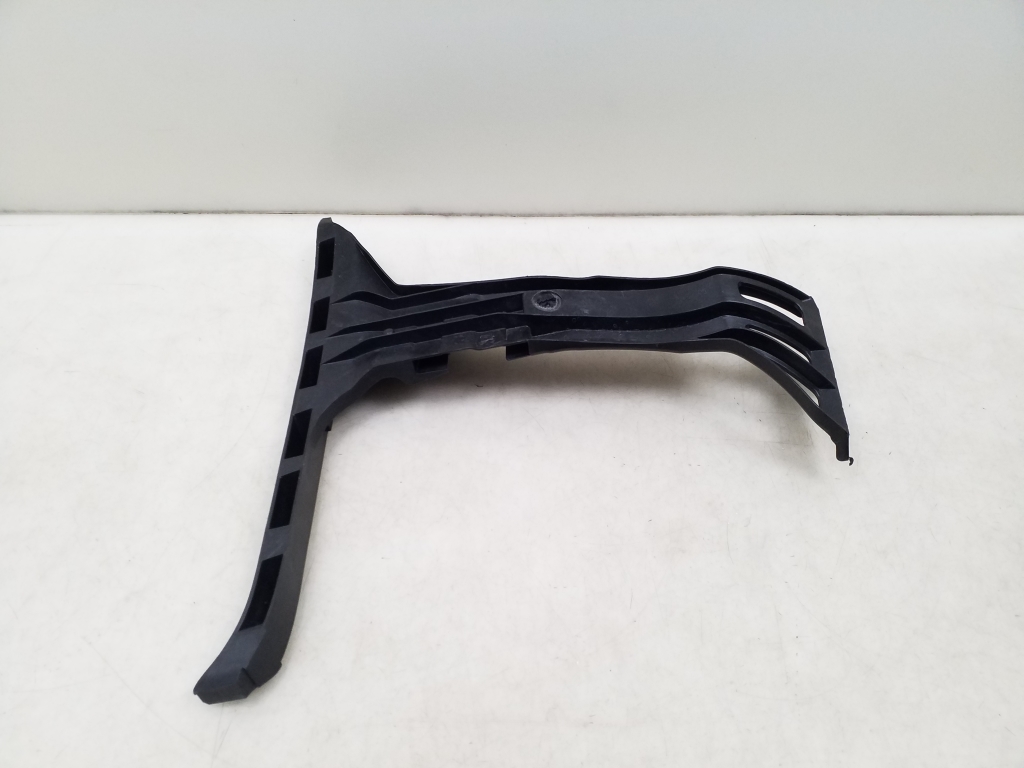 Used Mercedes Benz SL-Class Rear bumper bracket A2308850814