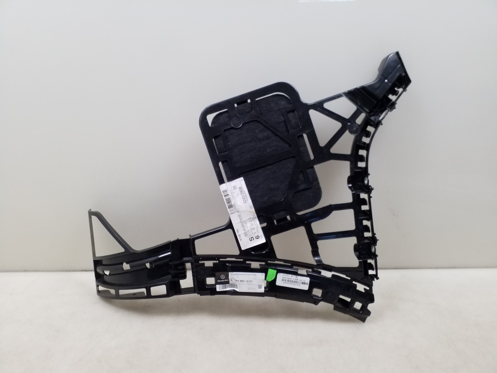 Used Mercedes Benz GLS Rear bumper bracket A1678801201