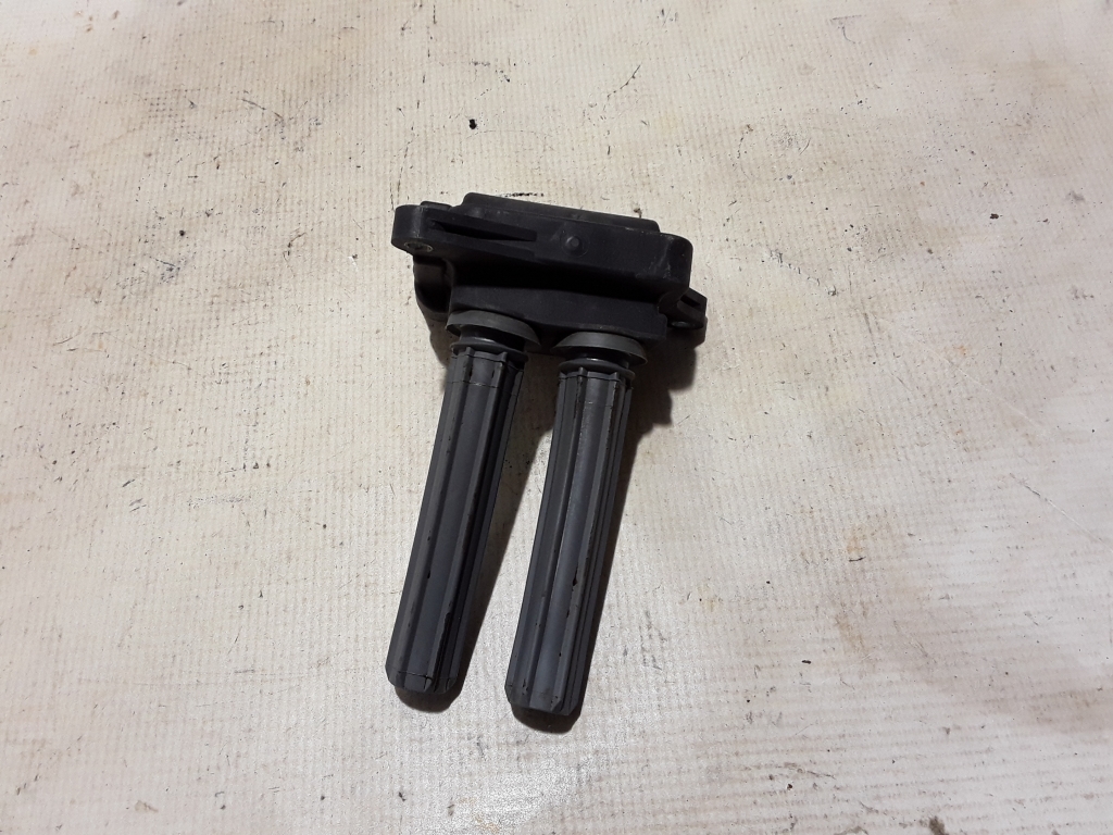 Used Dodge Durango Ignition coil 68238603AA
