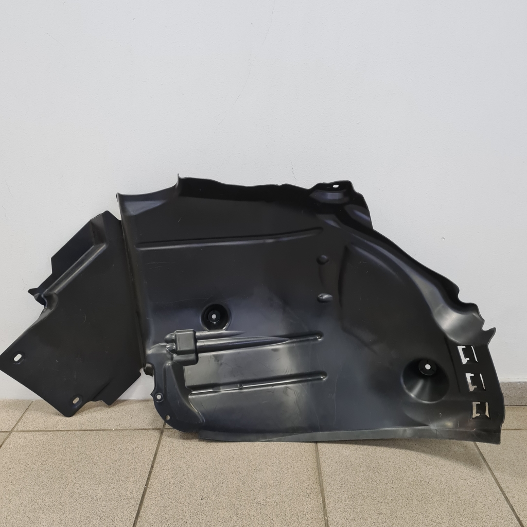 Used Mercedes Benz C-Class Rear part of the front fender A2056912900
