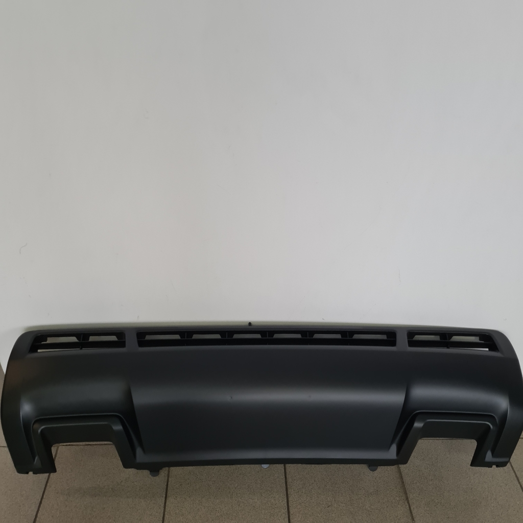 Used TOYOTA Tundra Front bumper lower grille bar 539110C040