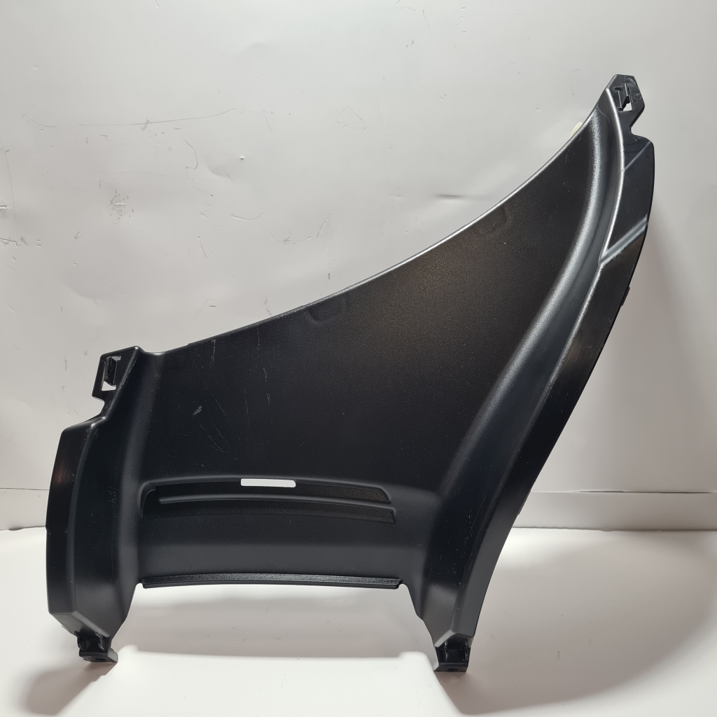 Used BMW X5 Other part of the front bumper 51117303112