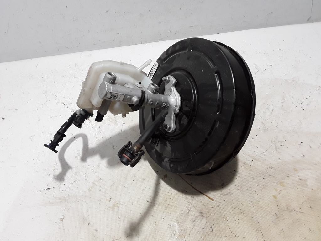 Used RENAULT Trafic Brake vacuum bladder 472104612R