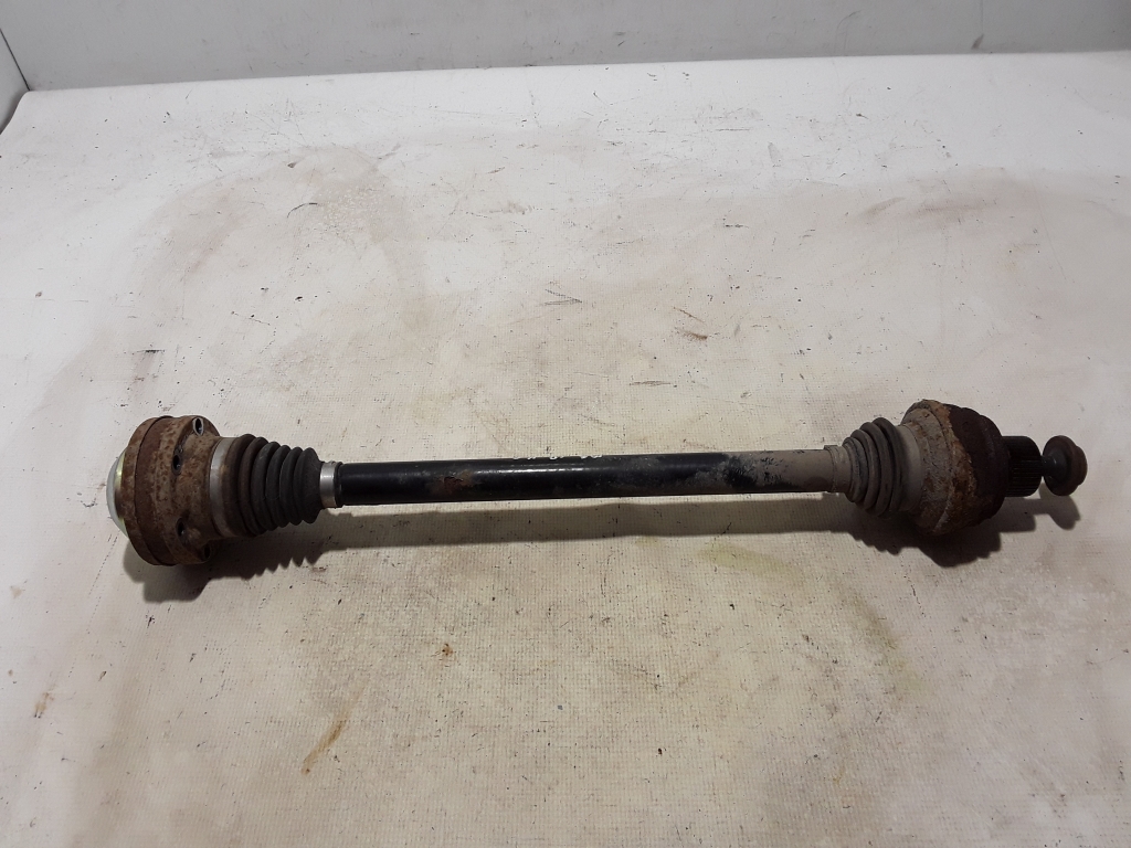 Used AUDI Q5 Rear axle and its details 8R0501203C