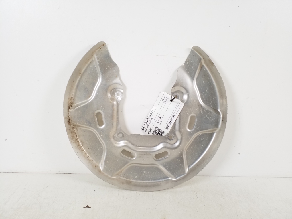 Использовал BMW X1 Защита задней ступицы 6799740