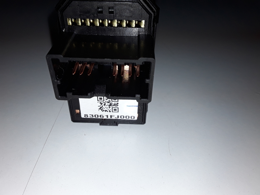 Used Subaru Impreza Switch for mirror control 83061FJ000