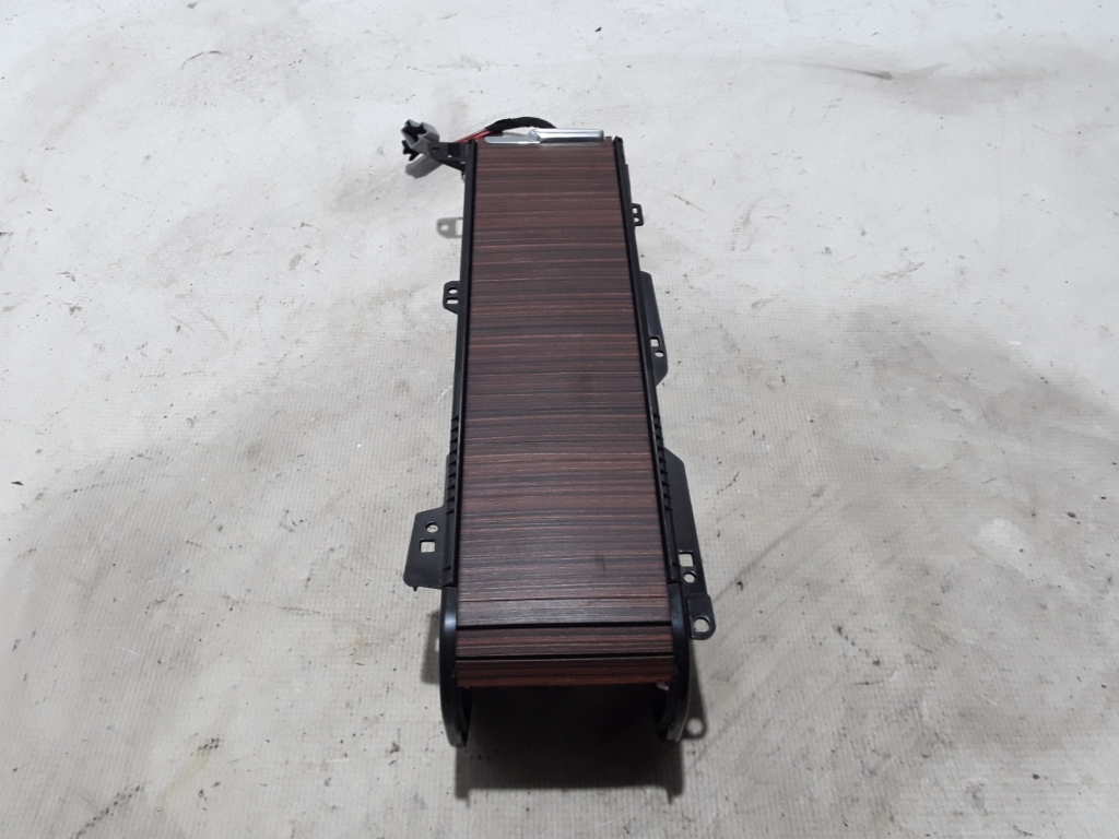 Naudotas VOLVO V60 Salono konsolės kita detalė 31469622