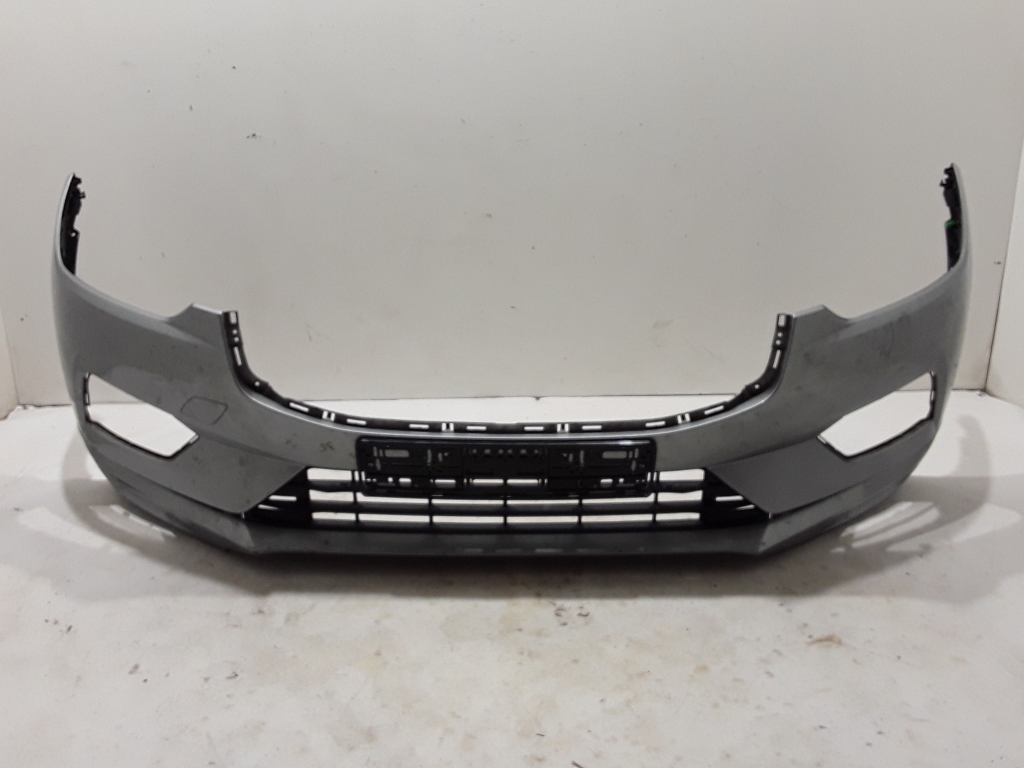 Used VOLVO XC60 Front bumper 31425160