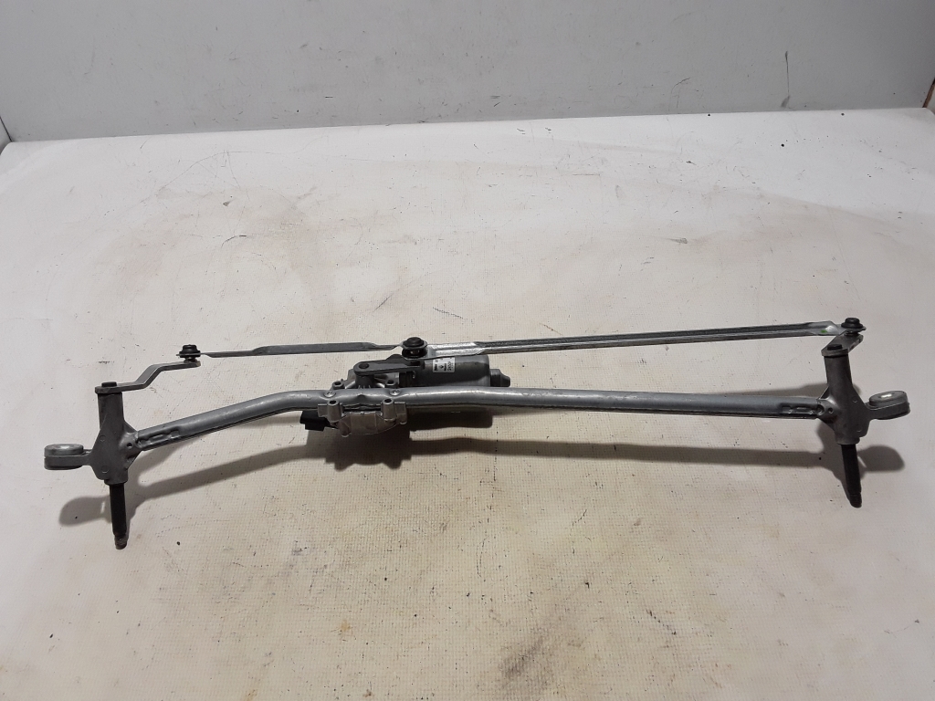 Used RENAULT Master Windshield wiper mechanism 8200734788