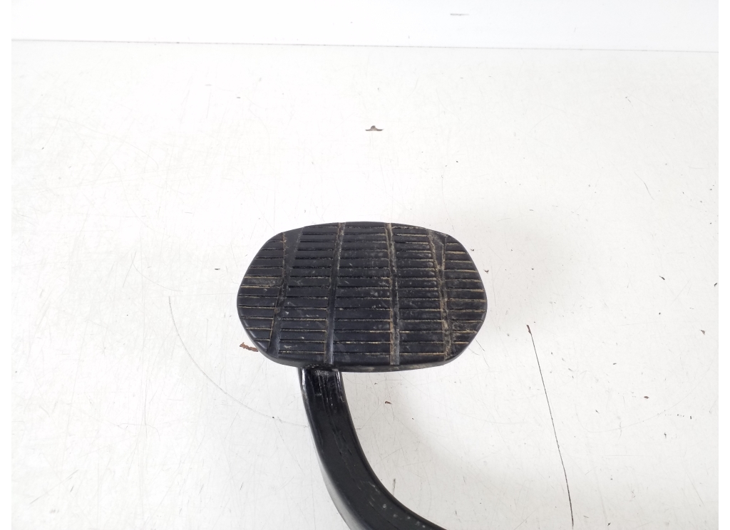 Used BMW X1 Brake pedal 6856596